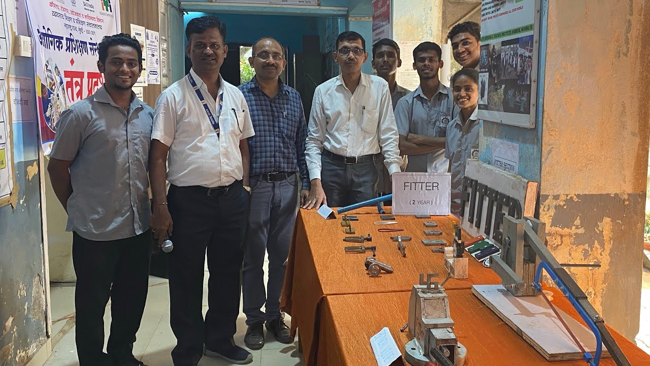 #19 ANDHERI ITI // exhibition 2k22 #iti - YouTube