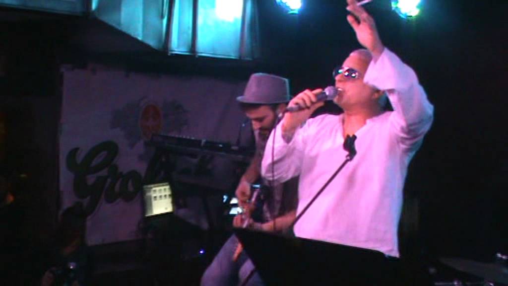 STENLI - Julieta (Live @ Stroeja, Sofia - 19 February 2012) - YouTube