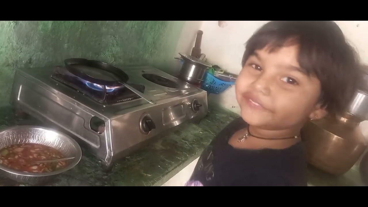 vinnu టమోటా తో చేసిన రుచి కరమైన ఆమ్లెట్ # vinnu ముద్దు ముద్దు ముచ్చట్ల ...