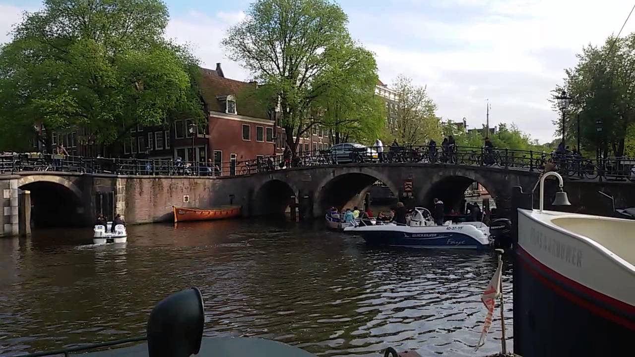 Una góndola en Amsterdam - YouTube