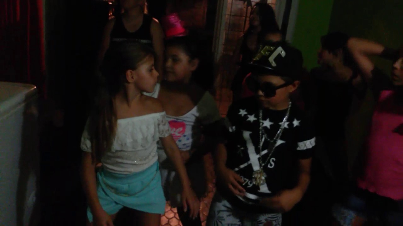 Los primitos bailando (coreografia) - YouTube