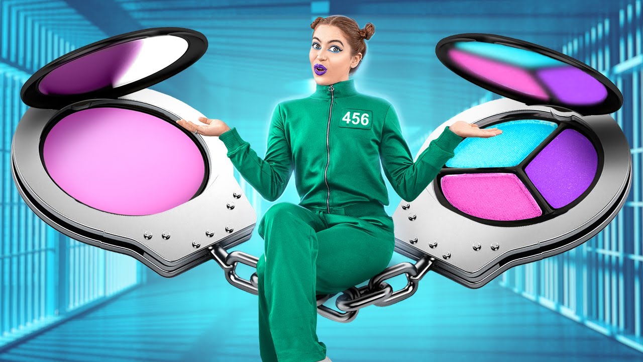 CRAZY WAYS to SNEAK MAKEUP EVERYWHERE||Weird JAIL Situations and Cool ...