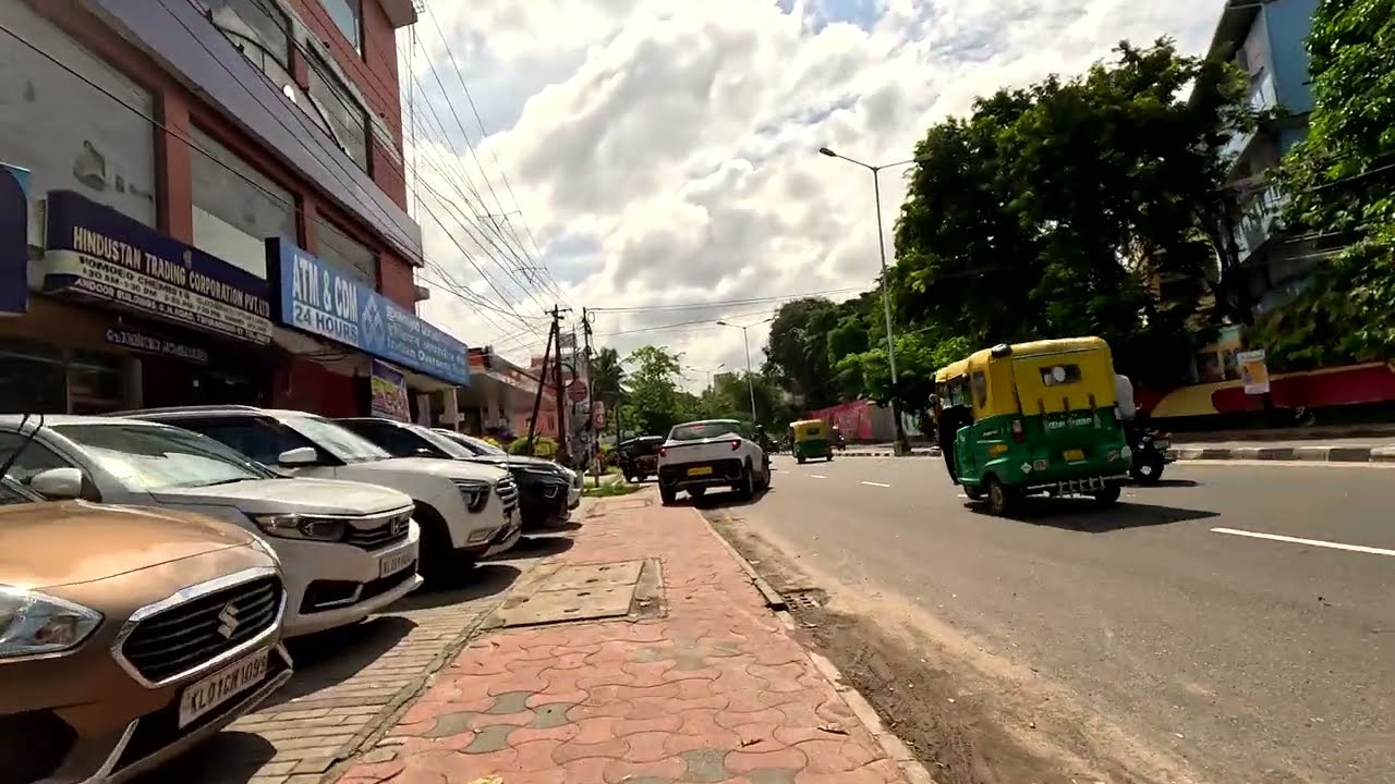 Thiruvananthapuram City Walking Tour 🔥 Palayam - Trivandrum Airport ...