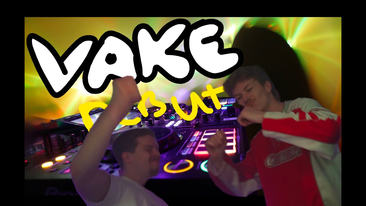 My FIRST EVER DJ gig. Featuring MØNCH x VAKE. - YouTube
