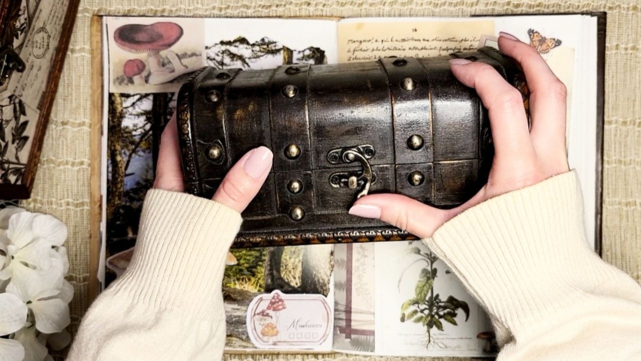 ASMR Decorating a Vintage Journal | 🌿 Nature Walk Spread | Tingle Paper ...