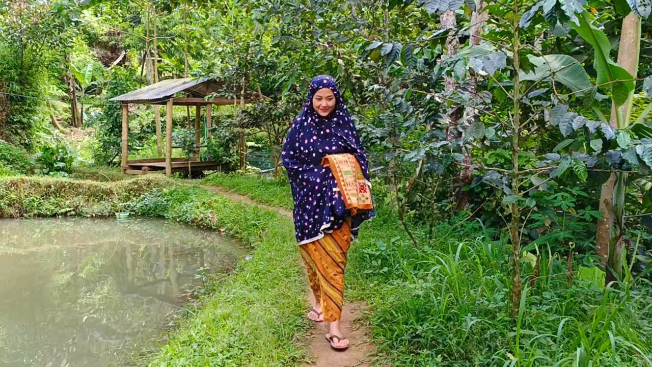 JANDA DESA CANTIK ALAMI HIDUP SEDERHANA DI PELOSOK PEDESAAN TALEGONG ...