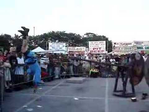 Gnomes and Flying Machine - YouTube