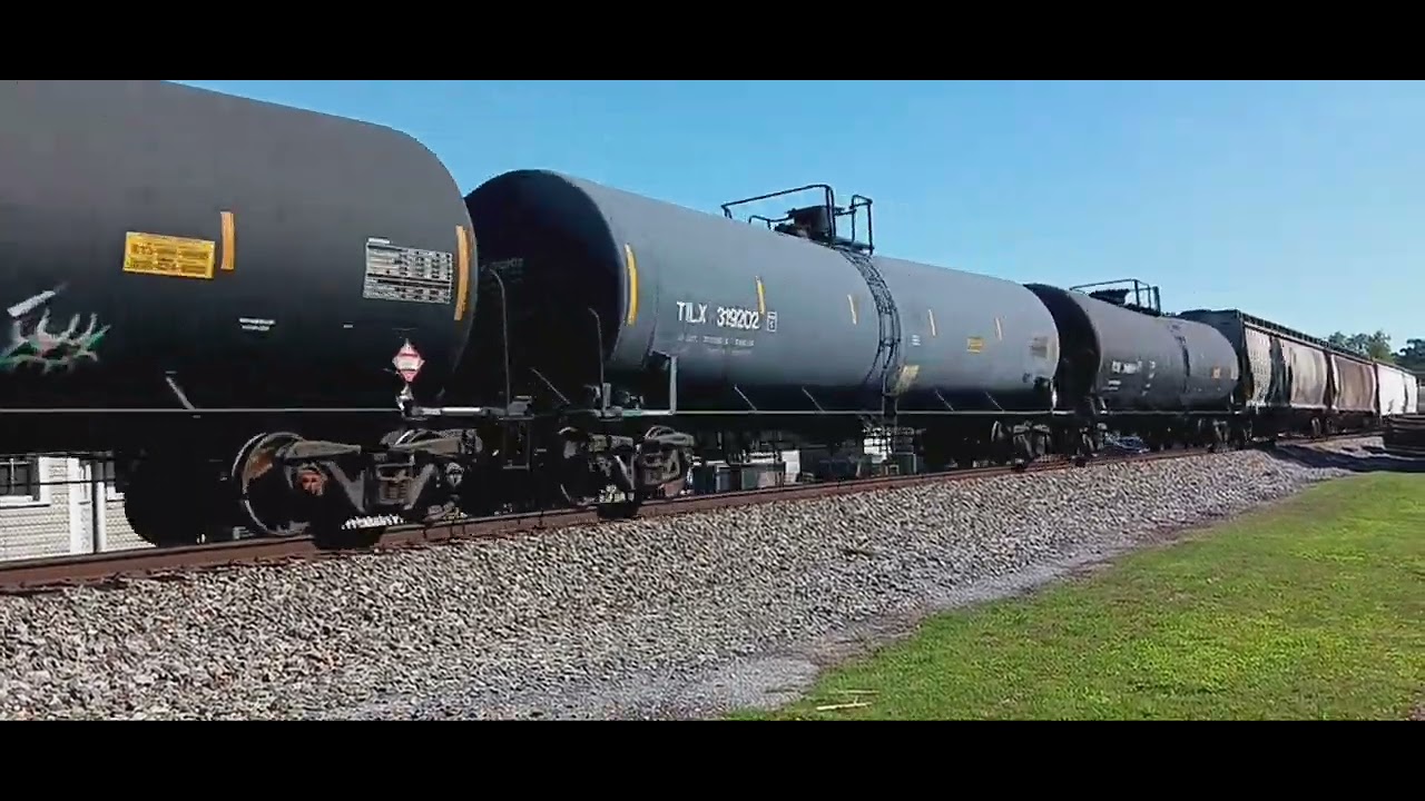 NS 242 with NS 1228 SD70ACE(IAC) and NS 4170 AC44C6M - YouTube