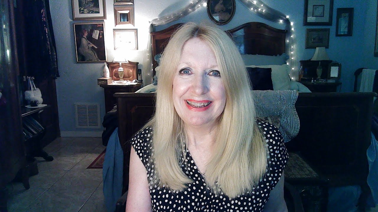 Friend Mail - Lovely Surprises - YouTube