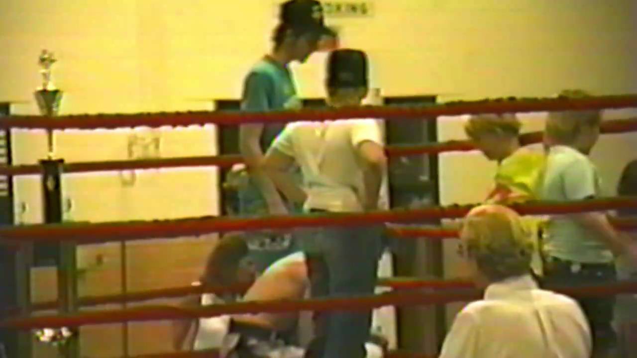 Super Fights Kickboxing Ray Rice vs Robbie Johnson FULL VERSION - YouTube