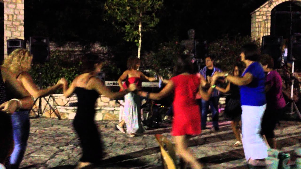 Νεανική βραδιά στην Καρυα 2014 2 - YouTube