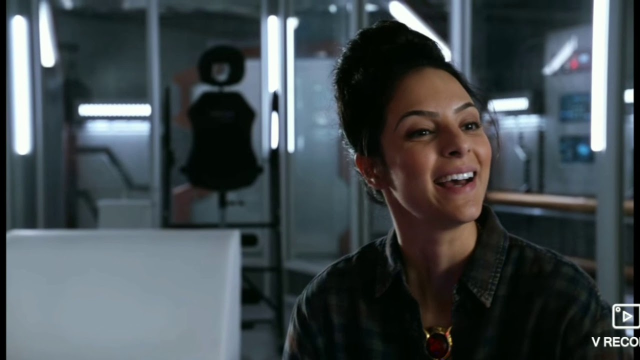 All sences Zari playing video games. In order - YouTube