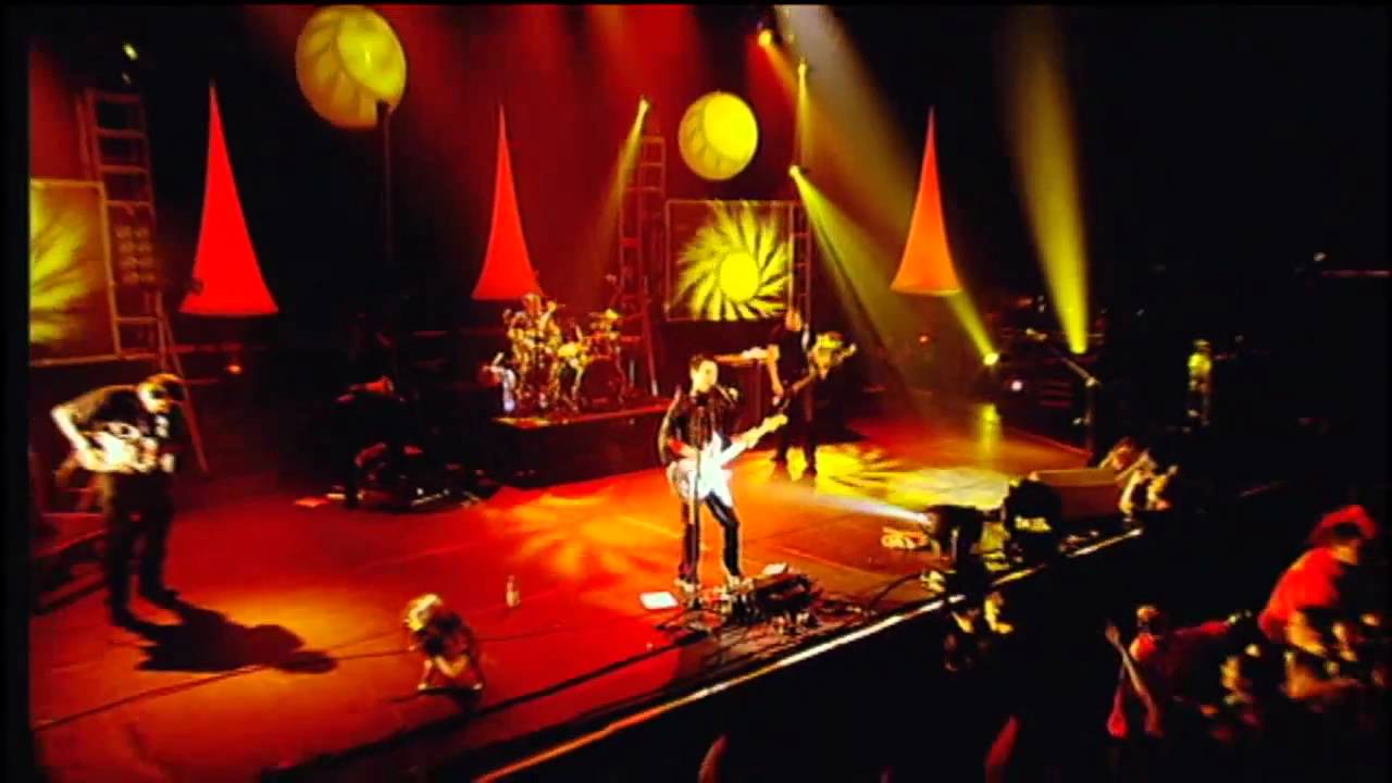 Muse - Sunburn @ Le Zénith, Paris 2001 [Hullabaloo] - YouTube
