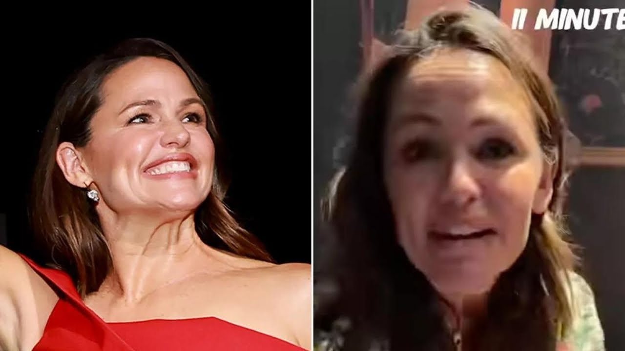 At Comic-Con San Diego, Jennifer Garner leads the round of "99 Bottles ...