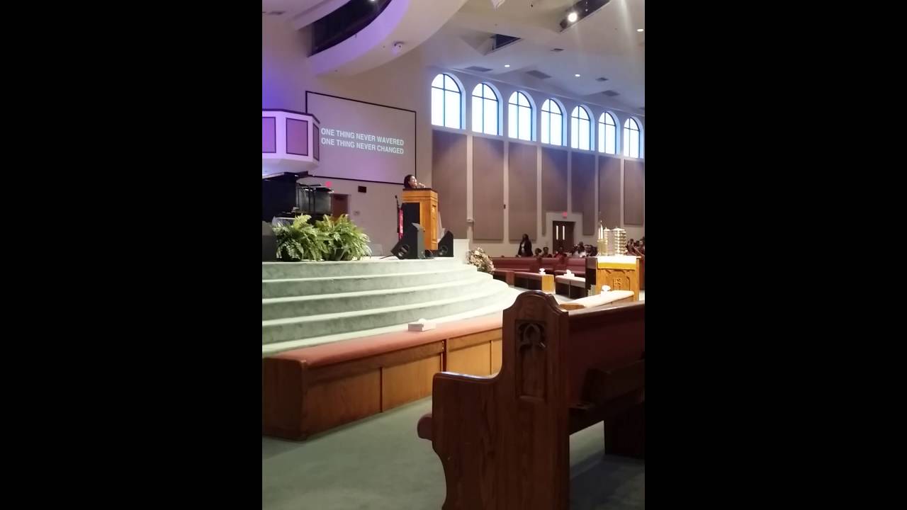 Rhonda Oliver singing I Never Lost My Praise - YouTube
