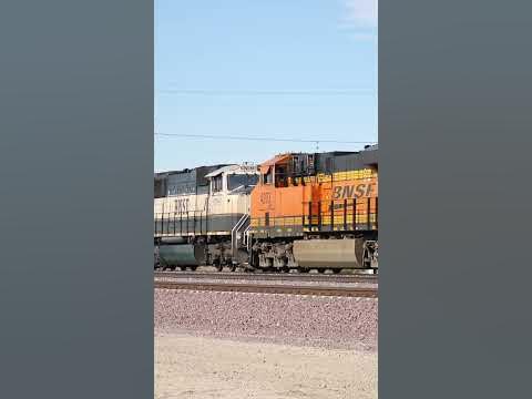 BNSF 4212 WB G-KCKHNC MP 740 NEEDLES SUB NEBO ST #railroad #train #bnsfrailroad - YouTube