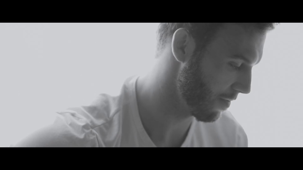 Hunter Tynan Davis - God Broke The Mold (Official Music Video) - YouTube