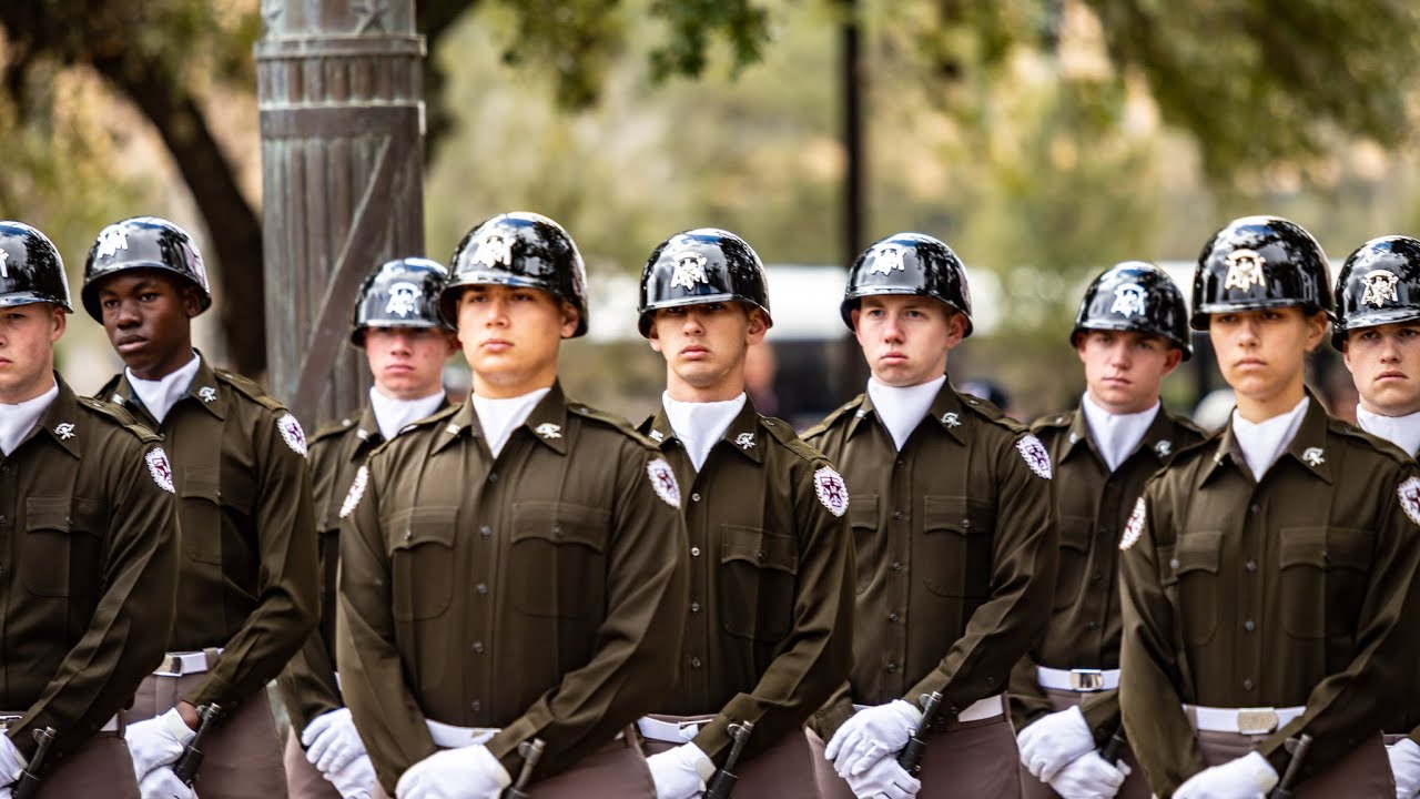 Texas A&M FDT Ex Block Aggieland Saturday 2023 at Academic Plaza - YouTube