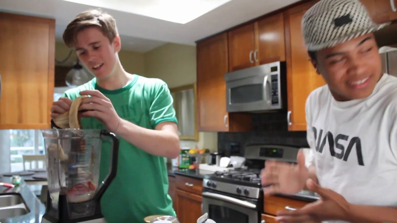 Worst Smoothie In The World! (VOMIT ALERT) - YouTube