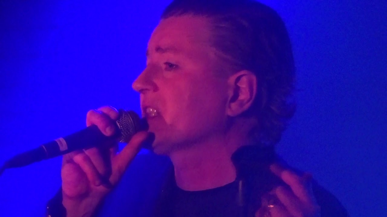 Saft Ut i Natten Stockholm Nalen Klubb 200229 - YouTube