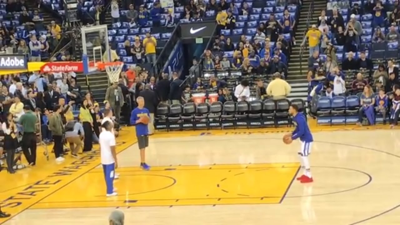 Steph Curry shooting around before game against Grizzlies! Returns to ...