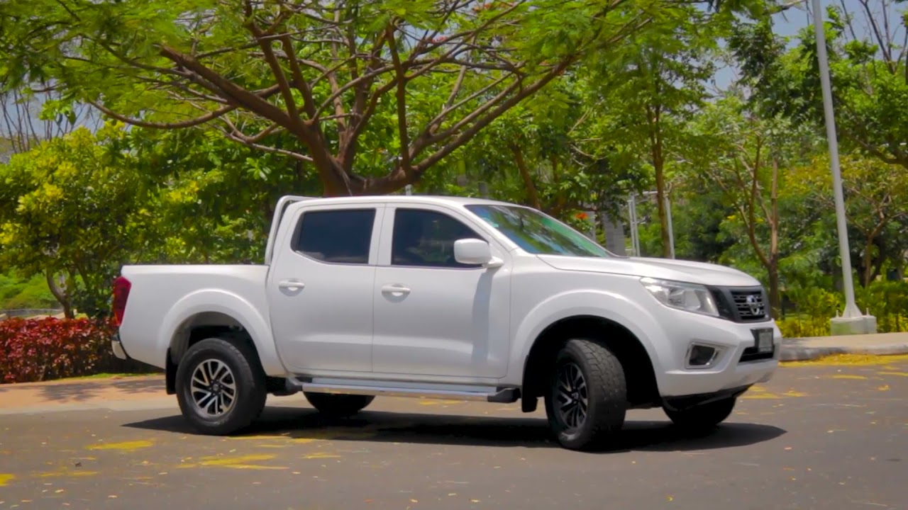 Nissan NP300 Frontier 4x4 año 2020 - YouTube