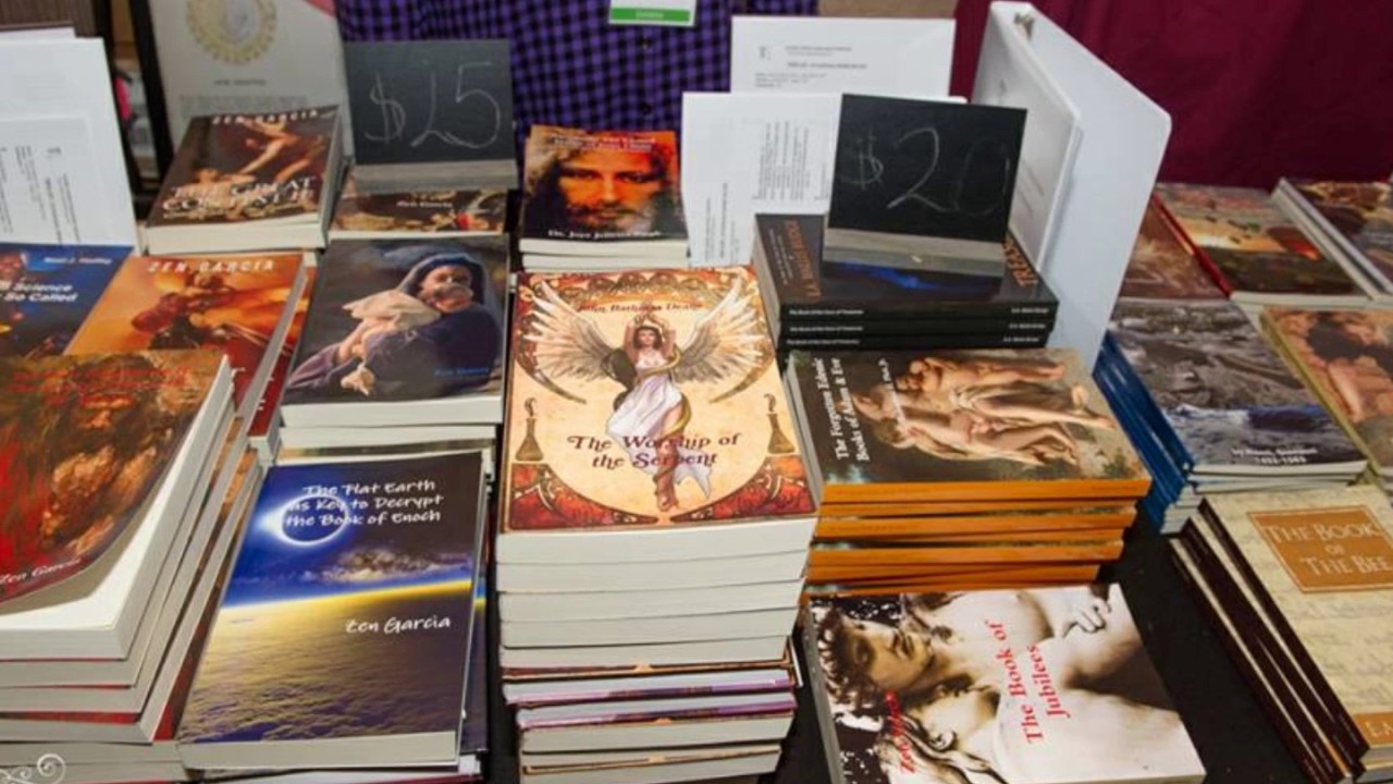 Thoughts Upon Waking - The Poetry of Zen Garcia I - YouTube