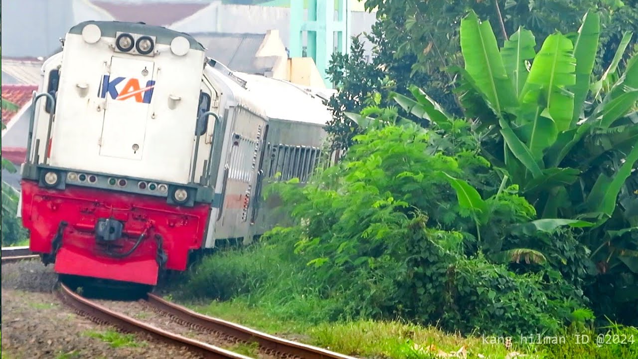REL NYA MIRING KERETA API JADI IKUTAN MIRING ‼️ MOMEN DRAMATIS KERETA ...