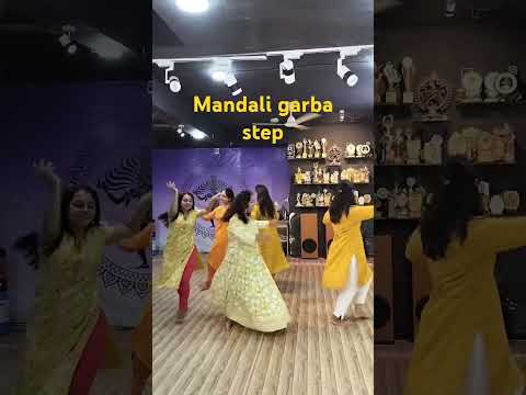 Mandali garba step... #youtubeshorts #youtube #garba #navratri