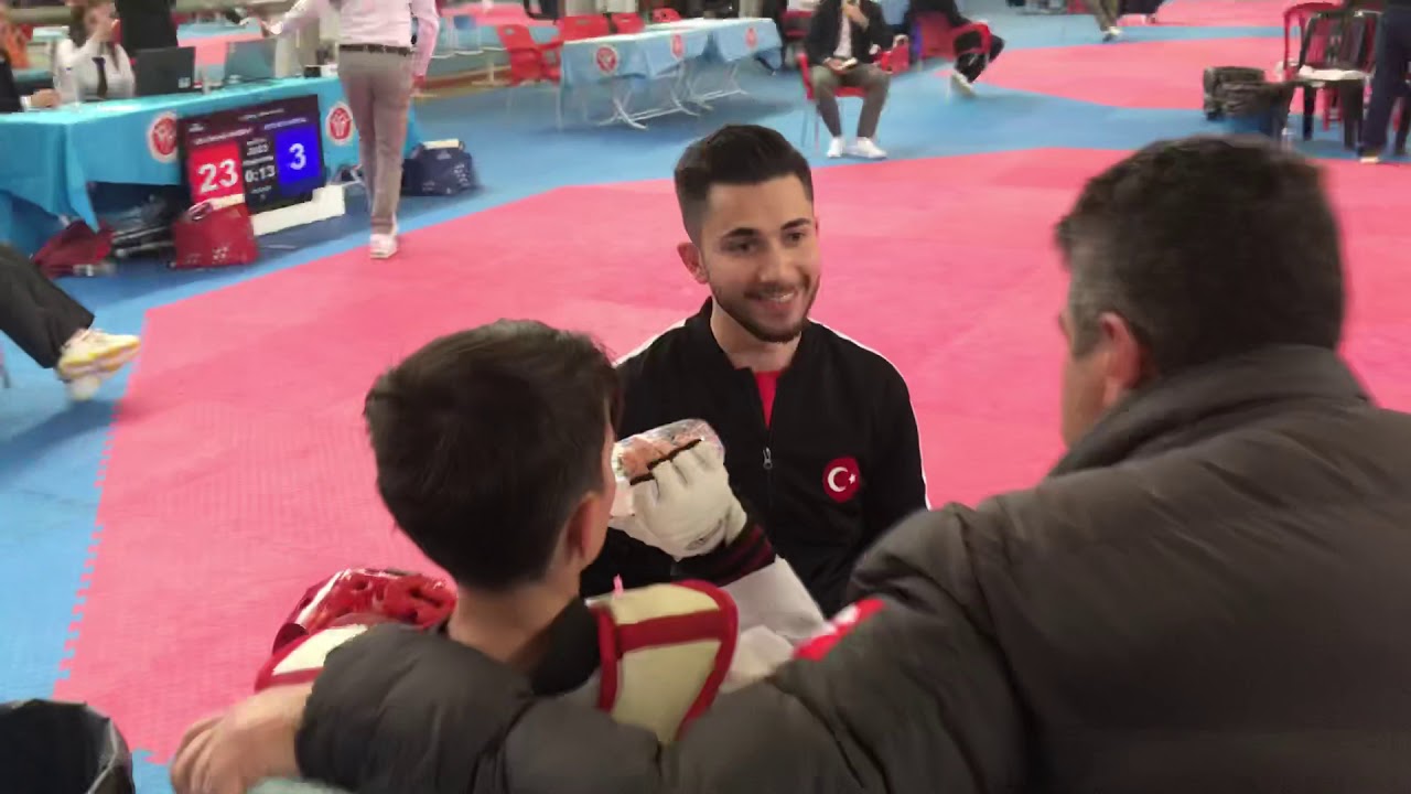 Selimhan Aksoy 2019 minikler Ankara 30 kg. yarıfinal - YouTube