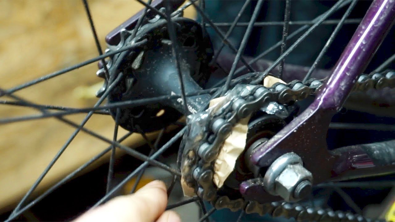 Fixed Gear Cog Covered In Packing Tape - YouTube