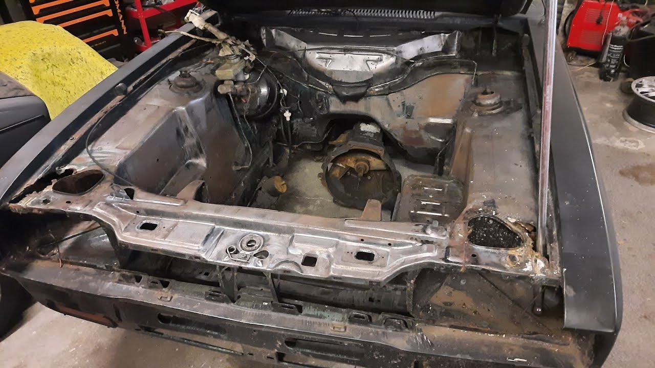 Mk3 Ford Capri Engine Bay Restoration. Fibre Laser Rust Removal. - YouTube