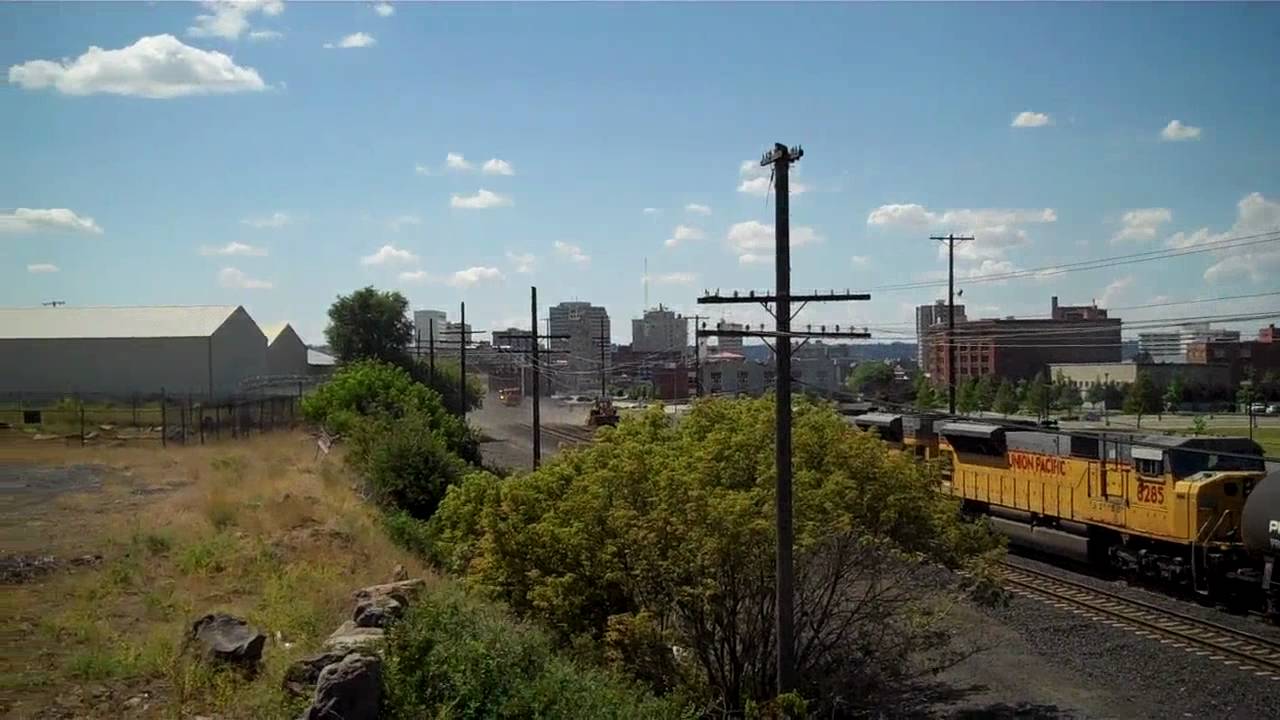 Union Pacific SD90'S in Spokane, Wa - YouTube