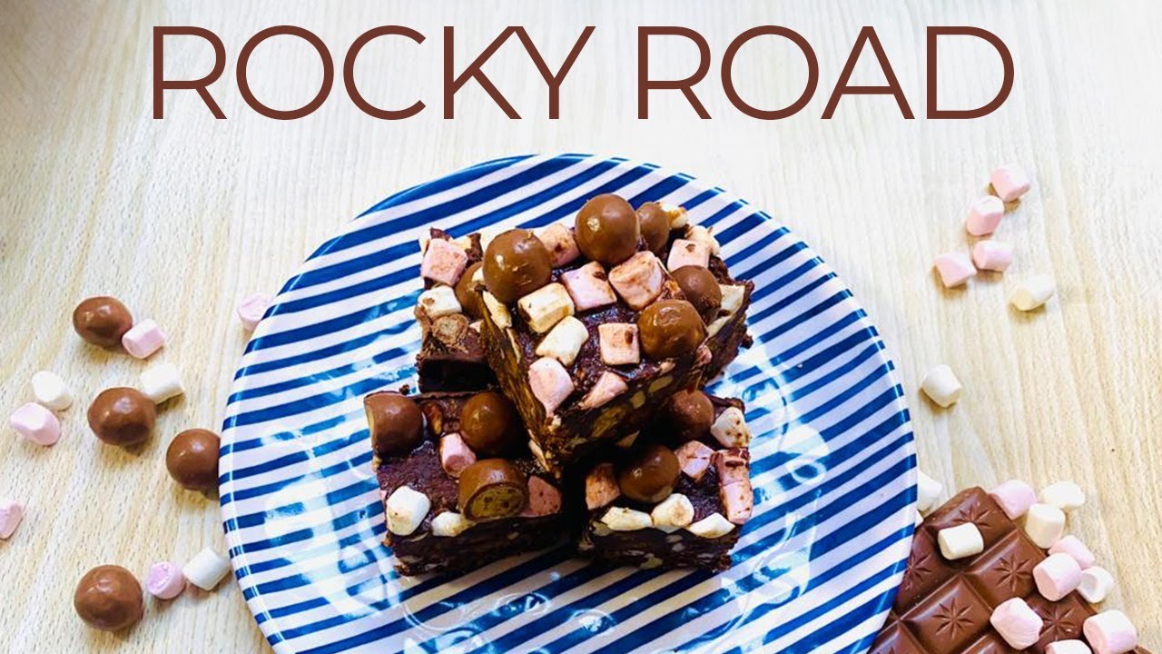 Crunchy mix Maltesers & Biscoff Rocky road bar - YouTube