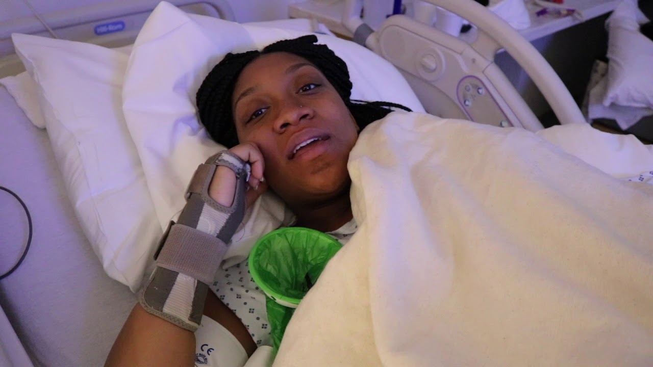 ALMOST TIME TO PUSH || Birth Vlog - YouTube