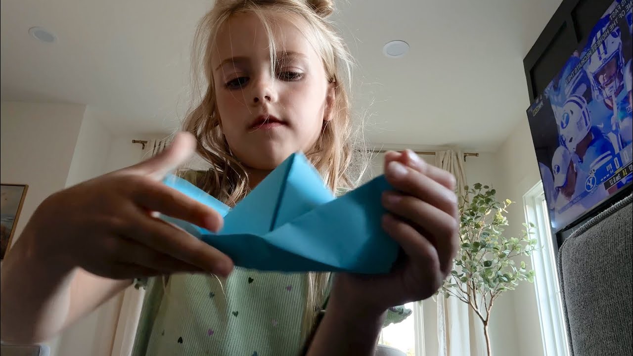 How to make a paper boat by Avery - YouTube