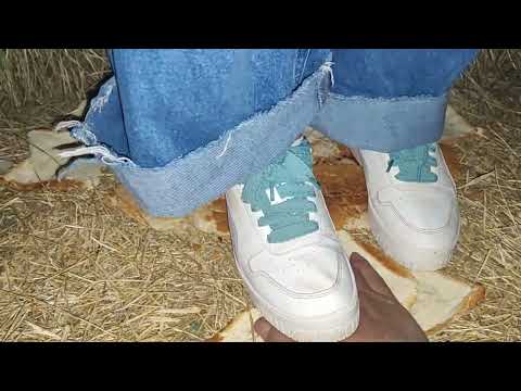 Hand trample turkish