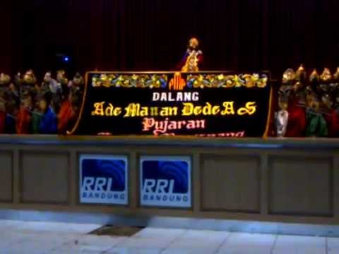 WAYANG GOLEK ASTRAJINGGA - DALANG ADE MANAN DEDE AS