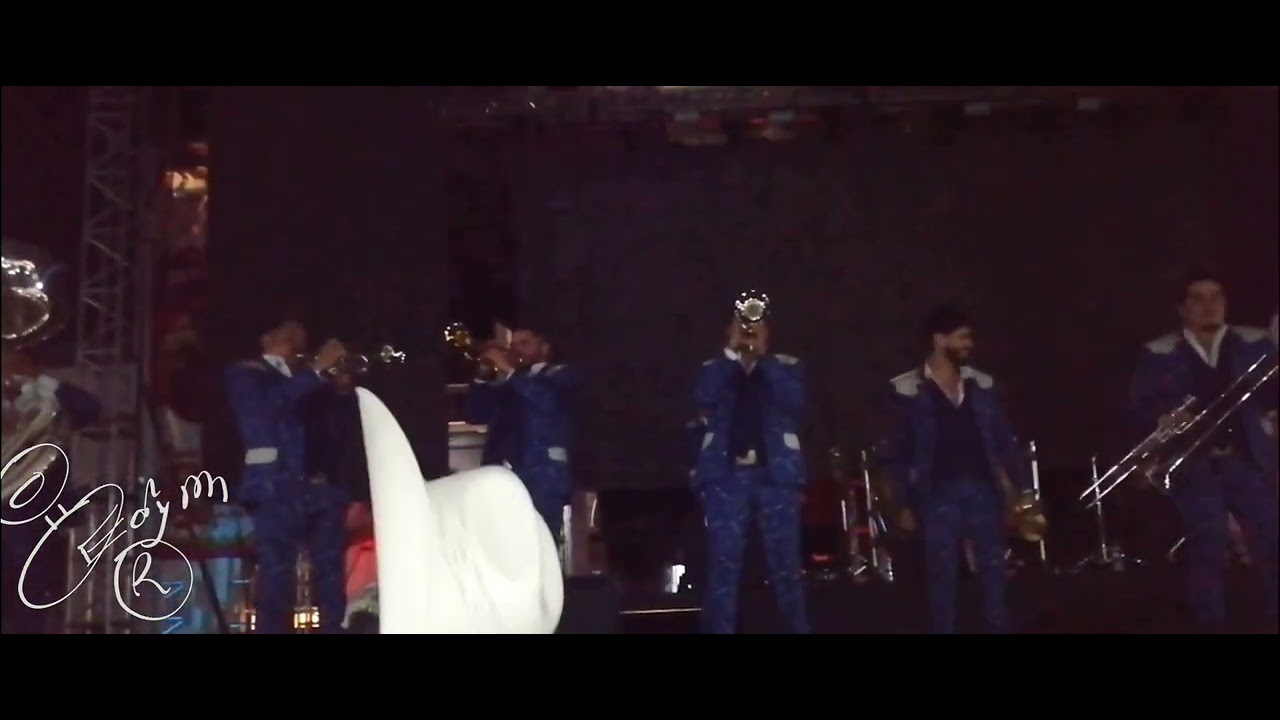 Banda El Recodo A VIENTO!! -El Toro Mambo - YouTube