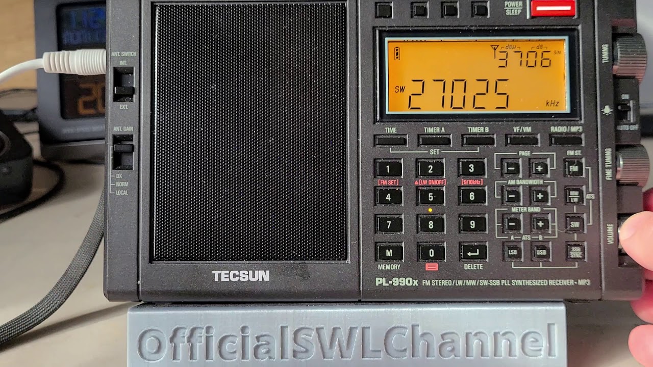 Tuning 11 meters CB band for Activity 26 and 27 MHz Shortwave with ...