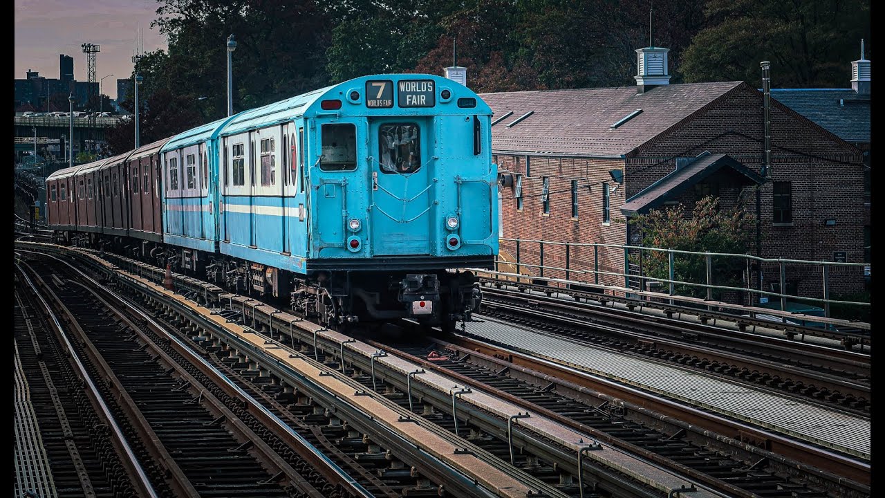 (TOMC R33-WF & R33) 2 & 5 trains at Bronx Park East with Train Of Many ...