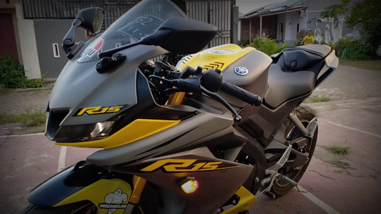 Review R15 V3 Yellow - YouTube