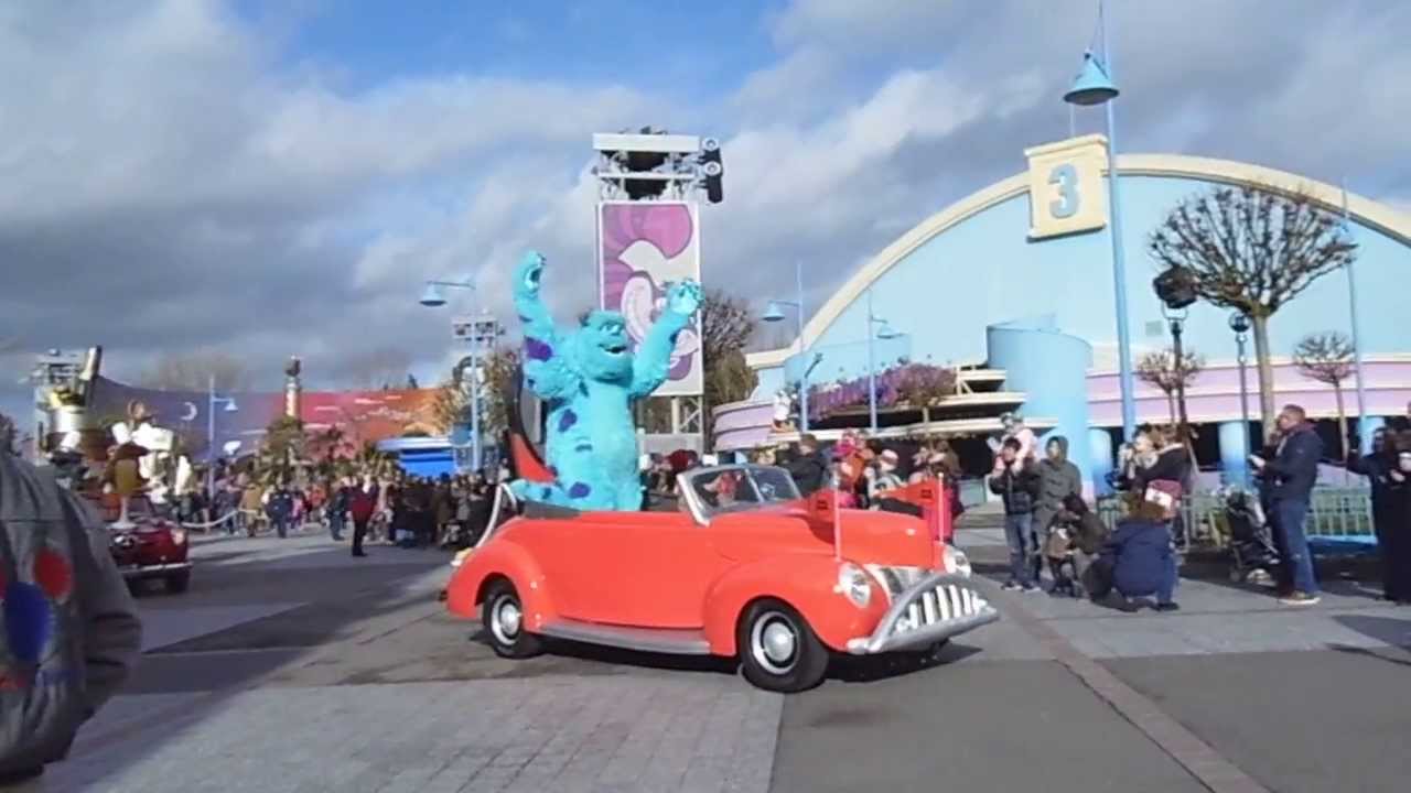 Walt Disney Studio, Paris, Parade : Disney's Stars 'n' Cars - YouTube