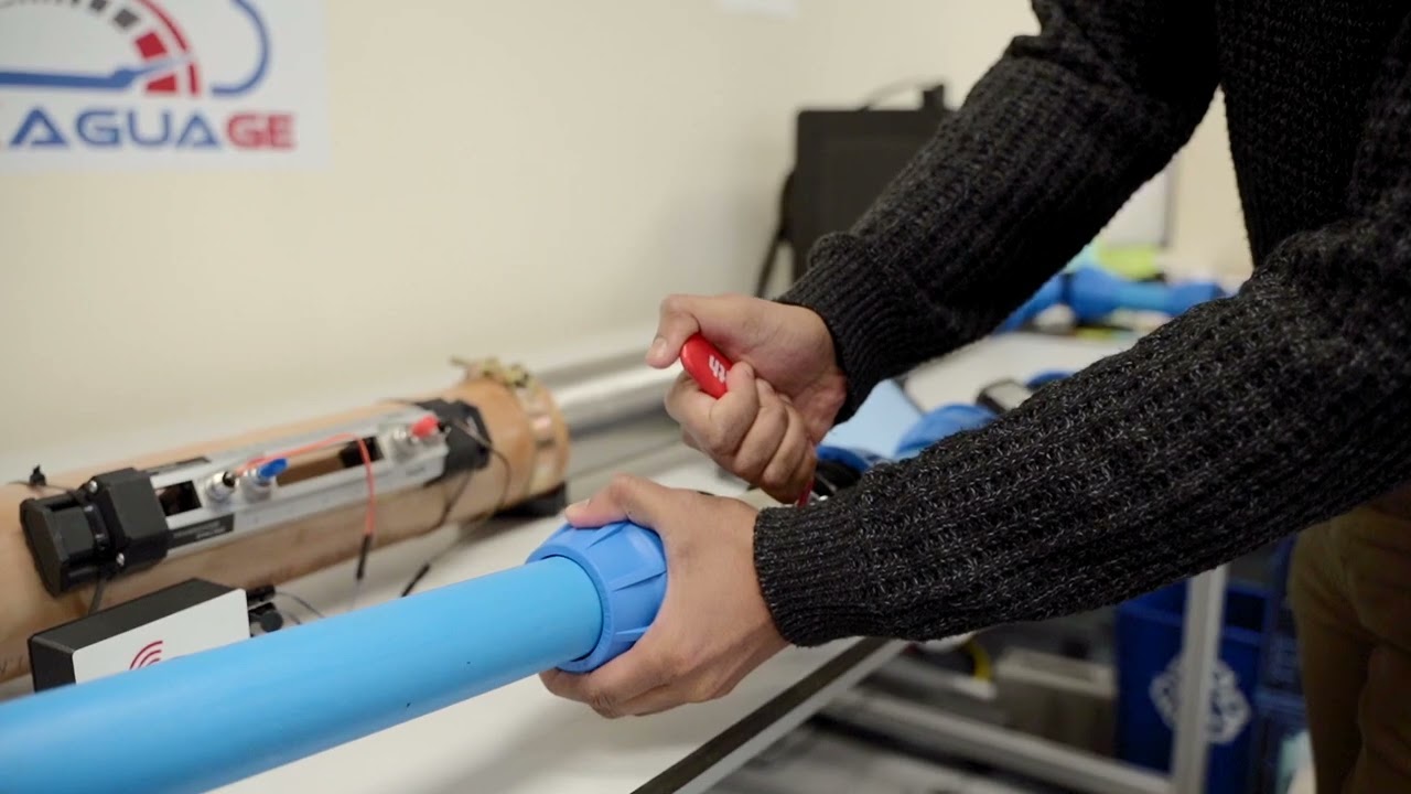 Tekagauge - RTR Electronics - YouTube