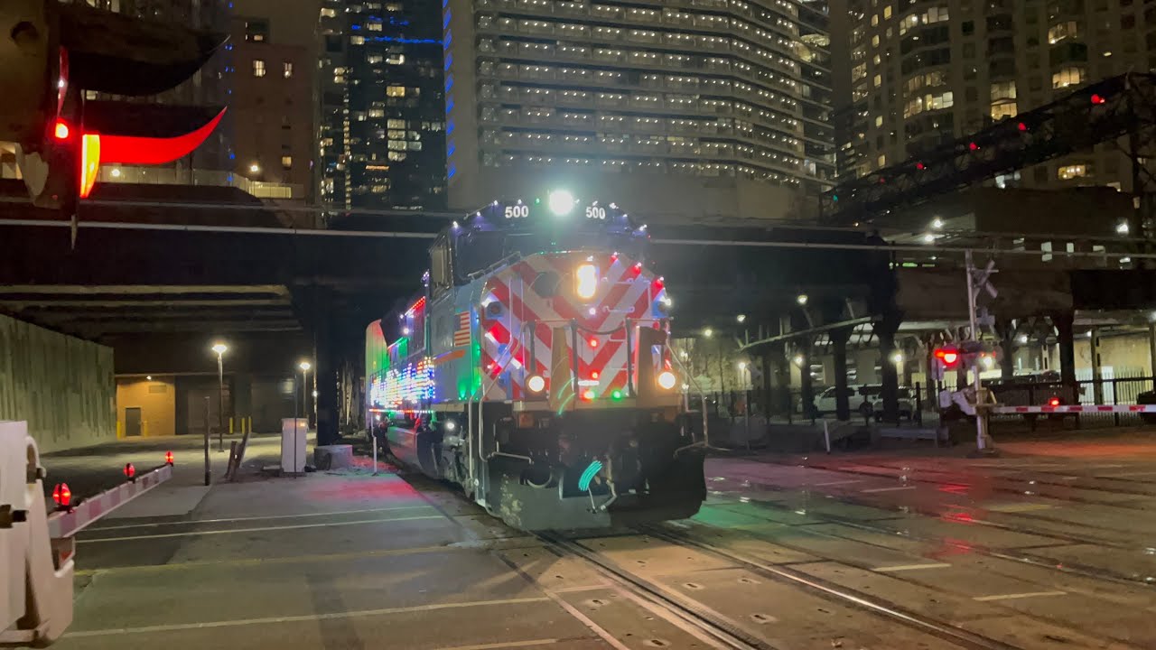 Merry Christmas Metra Milwaukee lines Christmas Train Compilation ...