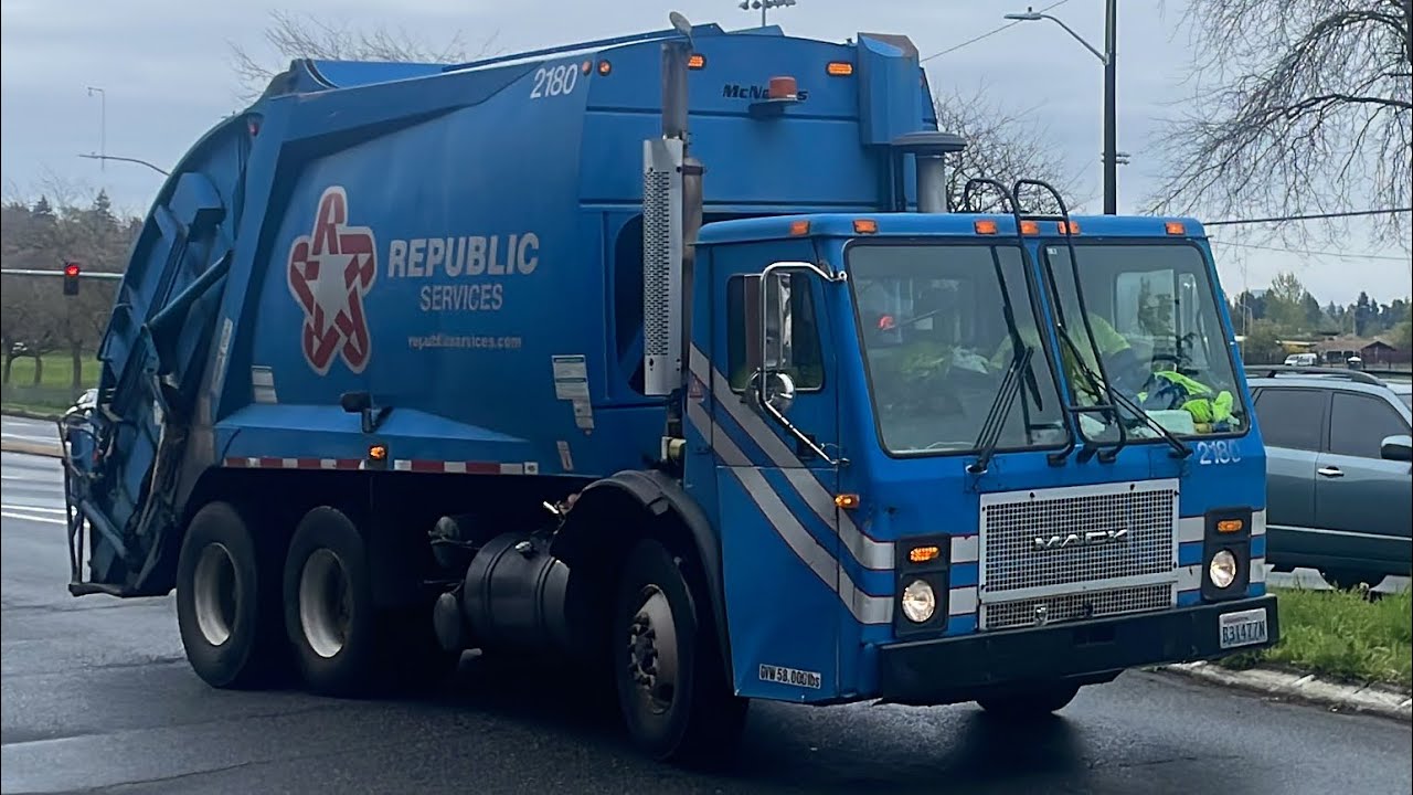 Republic Services Mack LE McNeilus Rear Loader Garbage Truck on Compost ...