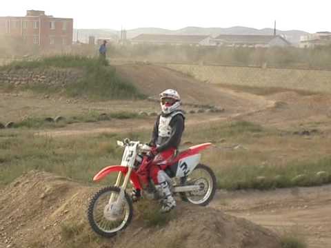 mongolian motocross ( betgeliin daraah t1 lel kkk) - YouTube