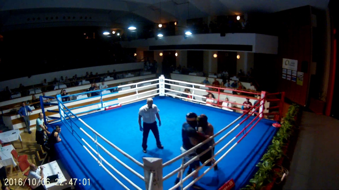 Dan Kopečka vs Viktor Hell (vítěz na body) - YouTube