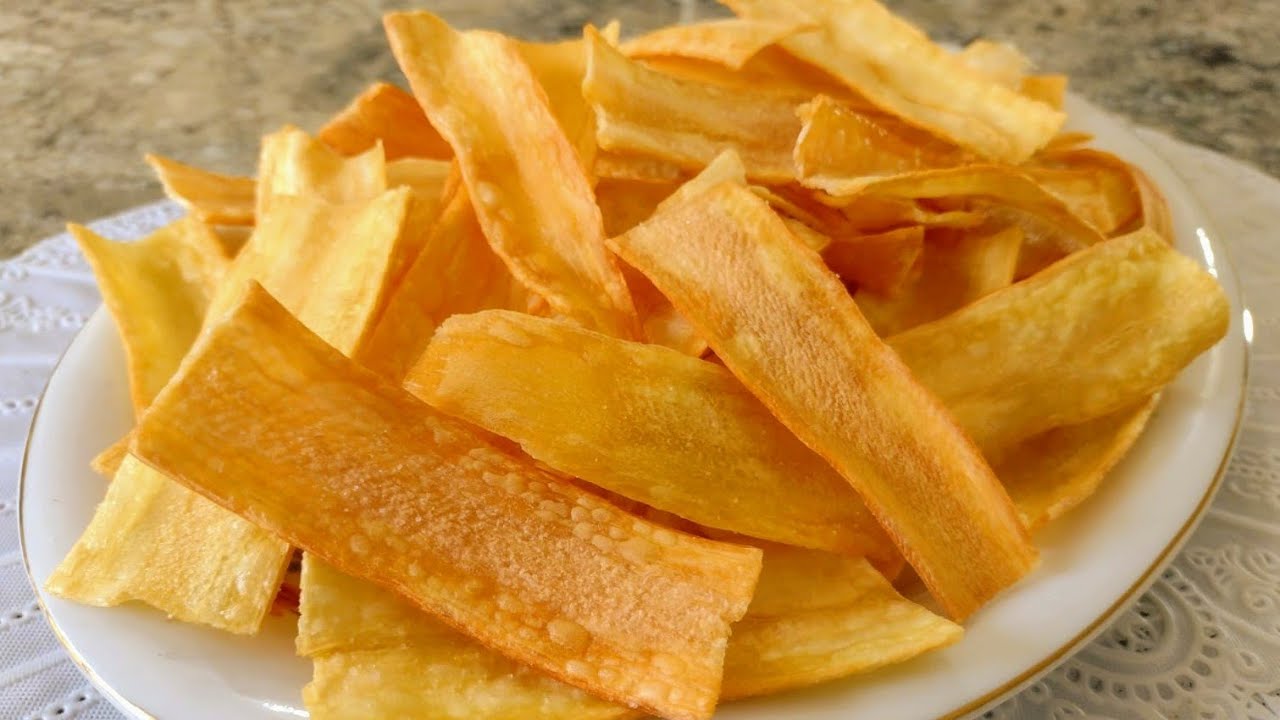 COM MEIO QUILO DE AIPIM FIZ ESSA PORÇÃO DE CHIPS MARAVILHOSA - YouTube