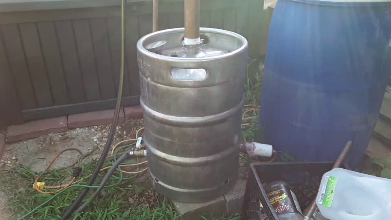 MOONSHINE. SOUR MASH 4TH RUN - YouTube